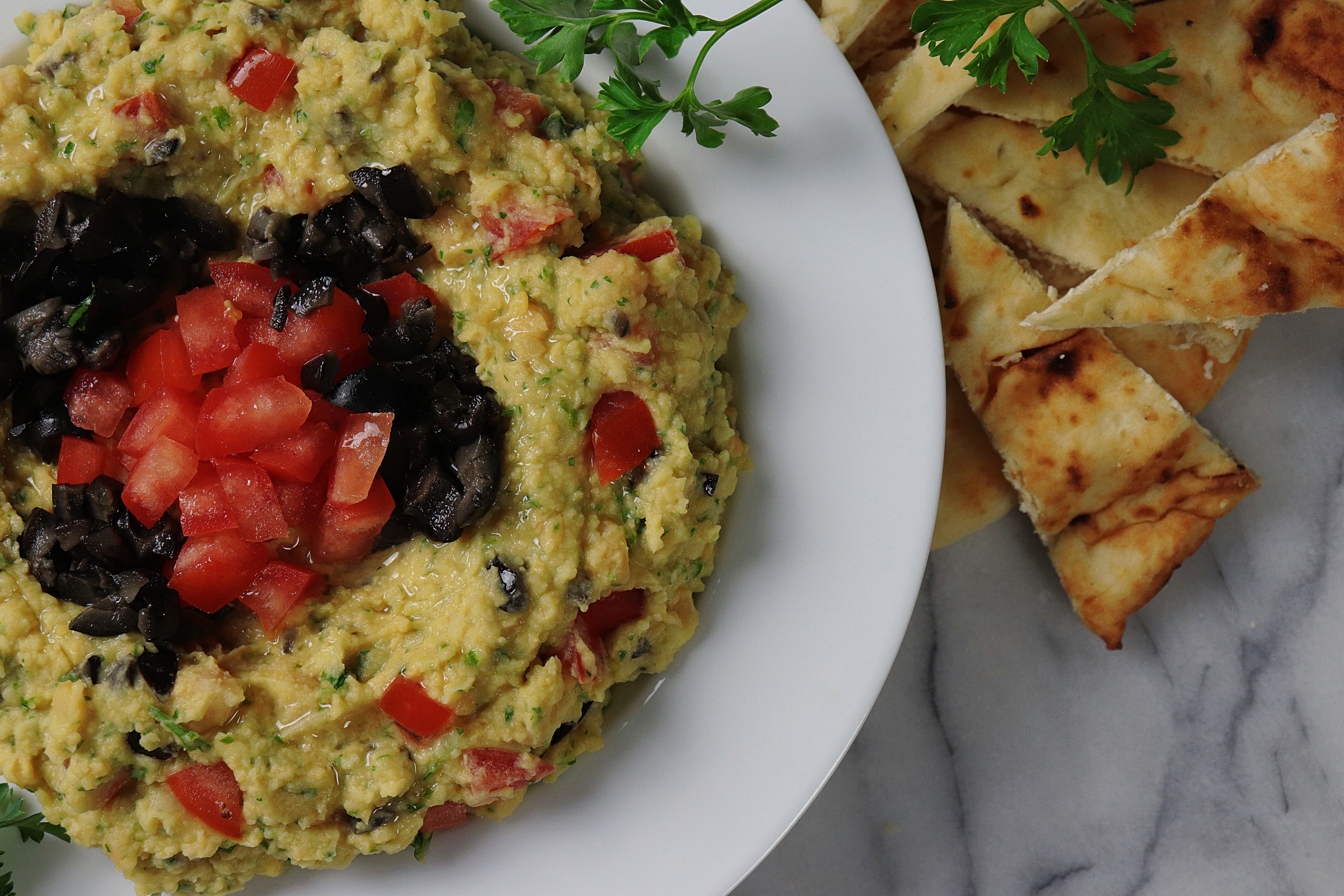 Easy 5-Minute Mediterranean Chickpea Dip - Divas On A Dime™