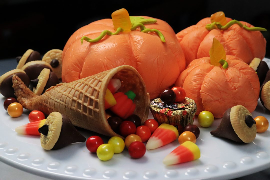The Ultimate Thanksgiving Kiddie’s Table | Divas On A Dime®